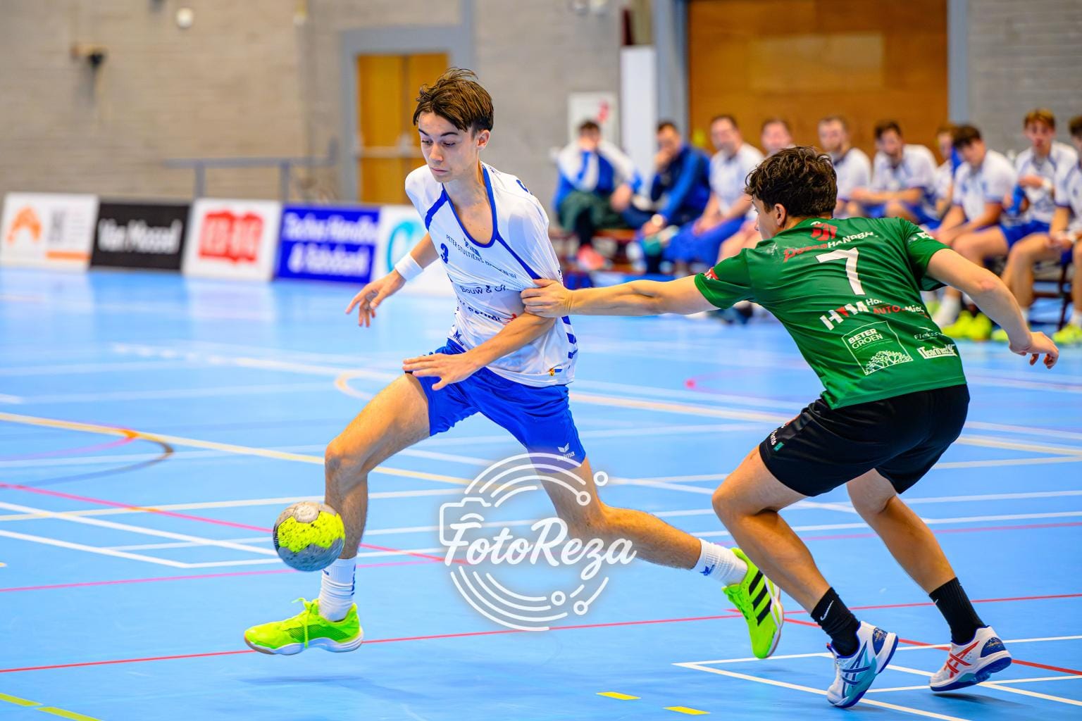 RAPIDITAS: JONG TALENT NICK VAN DER HORST (16) DEBUTEERT MET TWEE TREFFERS | Handbalstartpunt ...